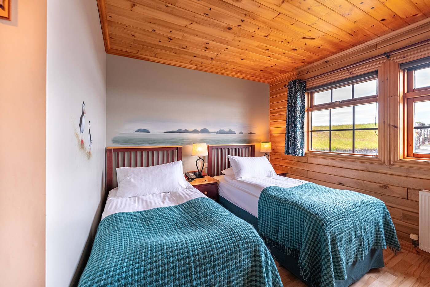 Rooms & Suites - Hotel Rangá - Luxury Resort in South Iceland